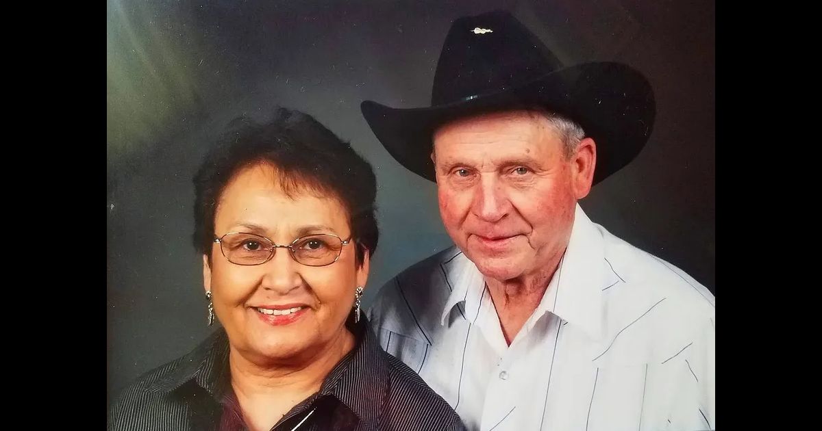 Lewis & Roselynn (Pepion) Carroll